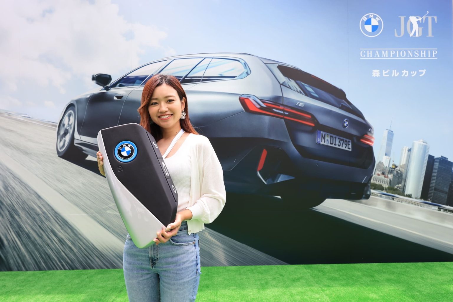 メジャートーナメントの興奮を優雅に堪能できる「BMW VIP LOUNGE」 | ヒルズゴルフ